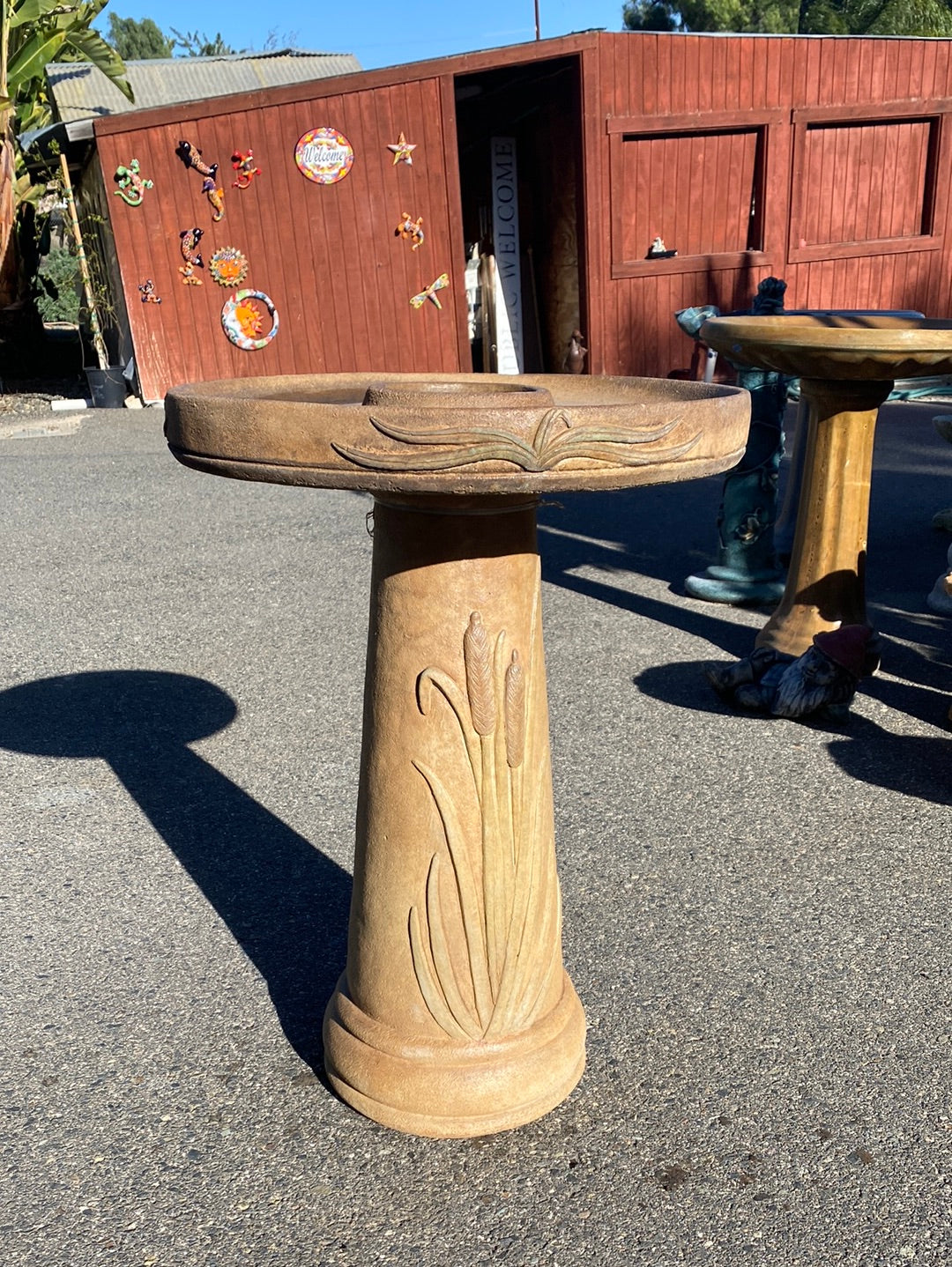 Wetlands Cattails Birdbath – The Madd Potter