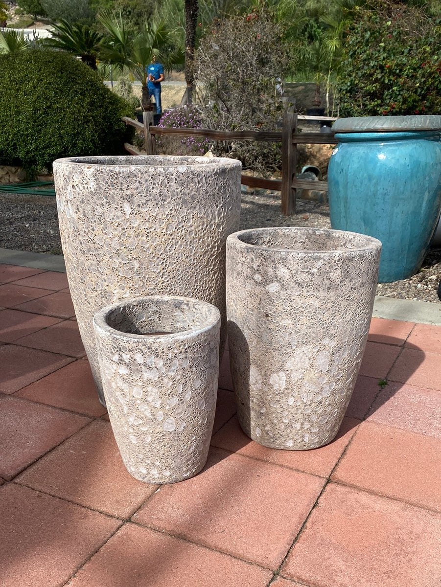 Mendocino Ambergrove Round Planter Pot – The Madd Potter
