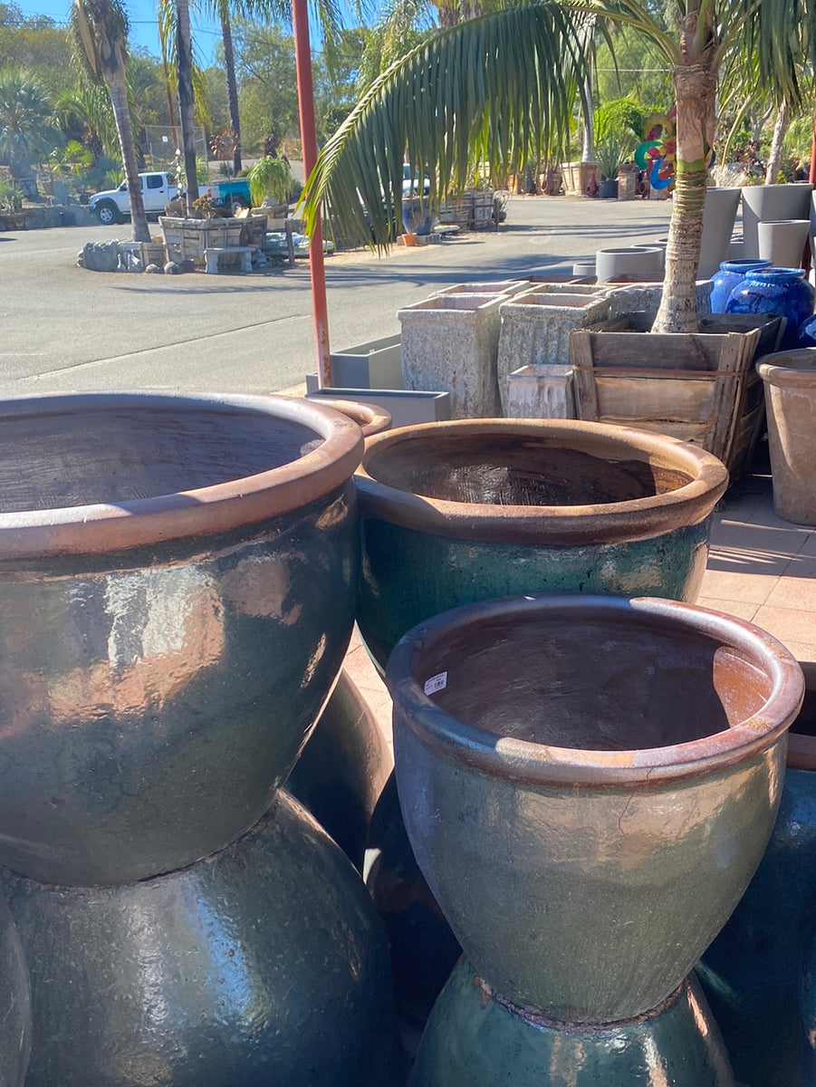 China Rustic Wide Mouth Flat Rim Pot – The Madd Potter