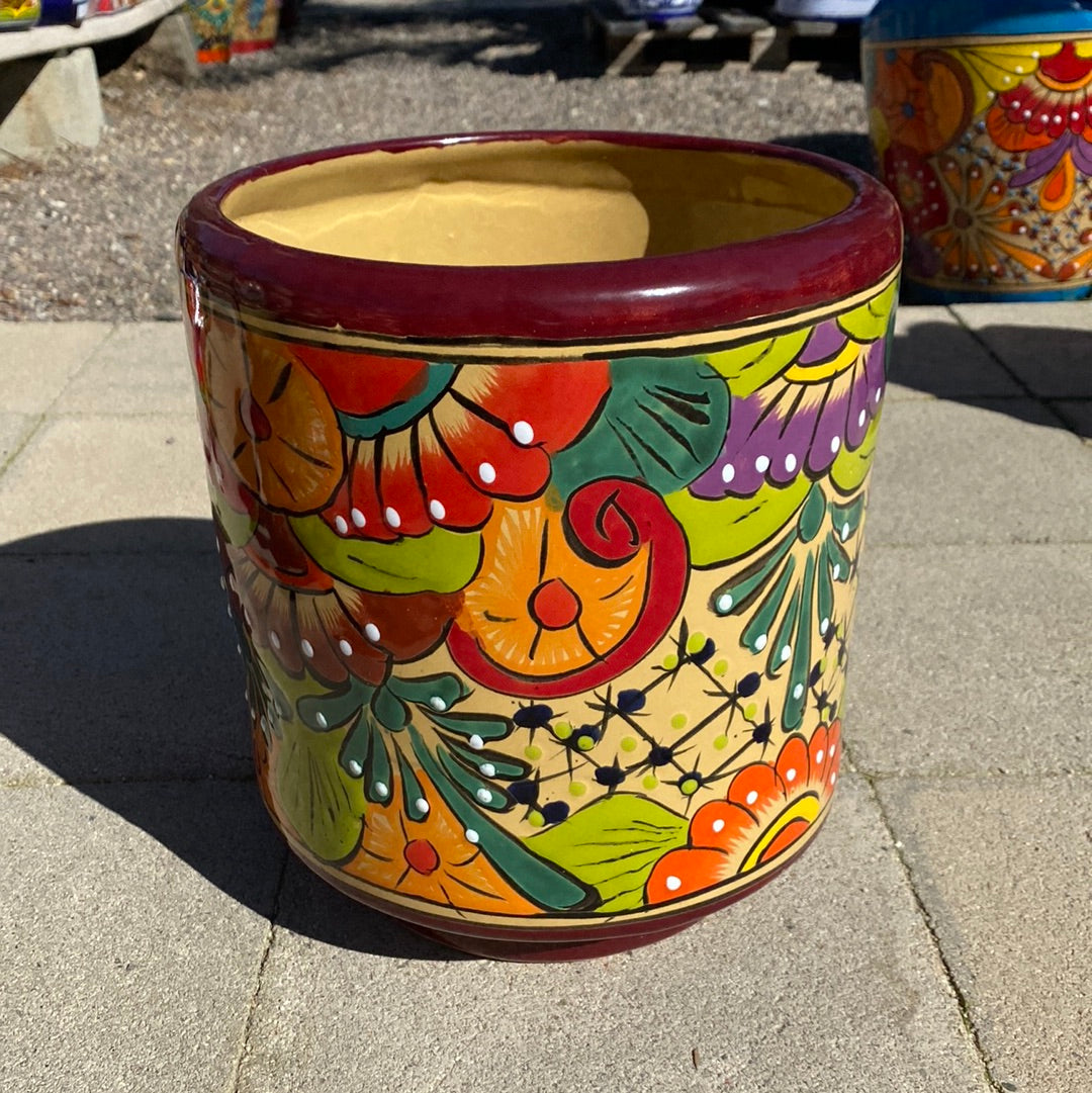 Felipe’s Talavera Cylinder Pot – The Madd Potter